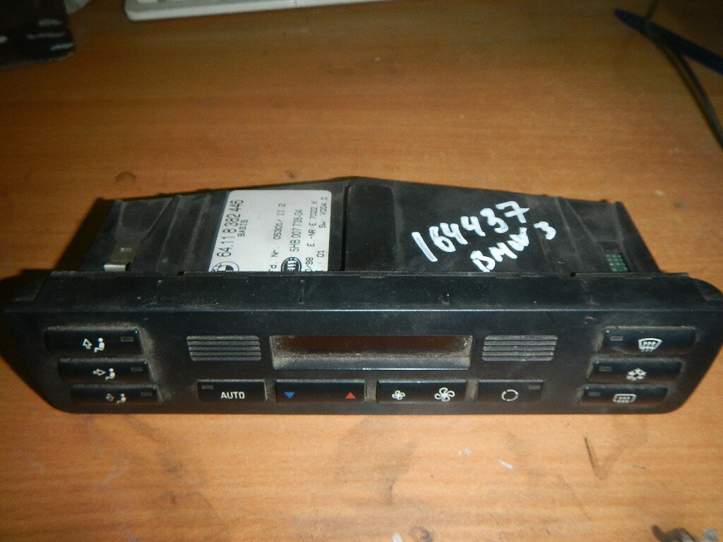 Б/У Блок управления климатической установкой, BMW (БМВ)-3 (E46) (98-05) BMW 3 (E46) (98-05) царапины 164437 BMW арт. 641...