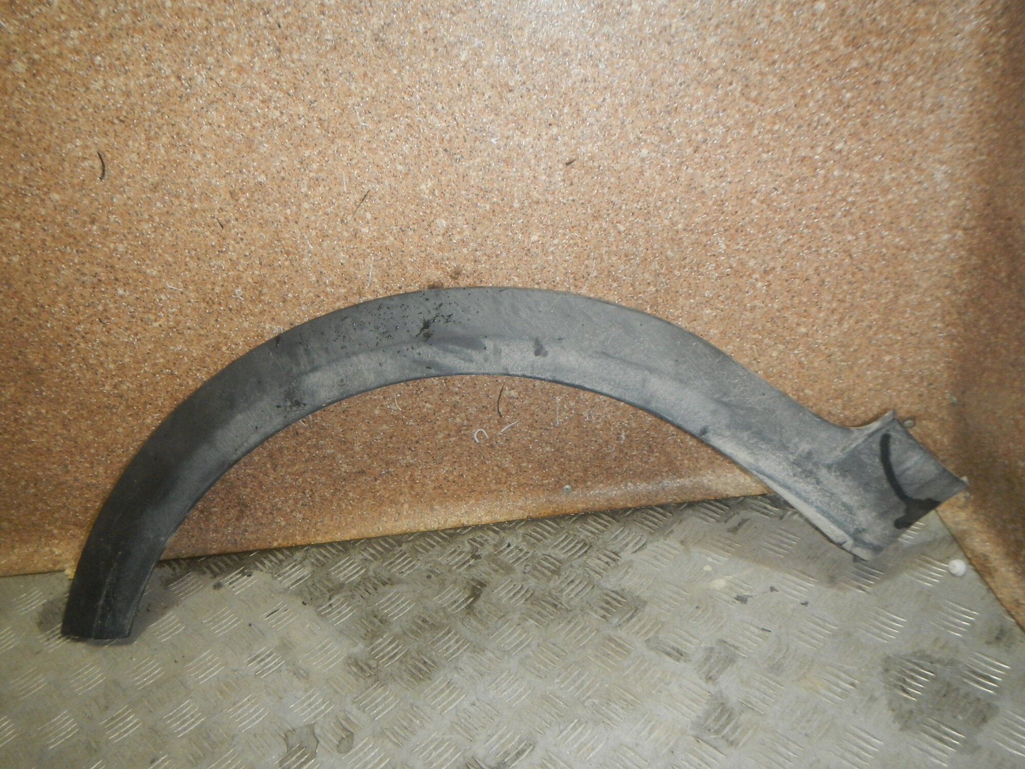 Б/У Накладка крыла переднего левого, ВАЗ (VAZ)-LADA XRAY LADA XRAY (15-) Царапины, деформация, сломано крепление. 543979...