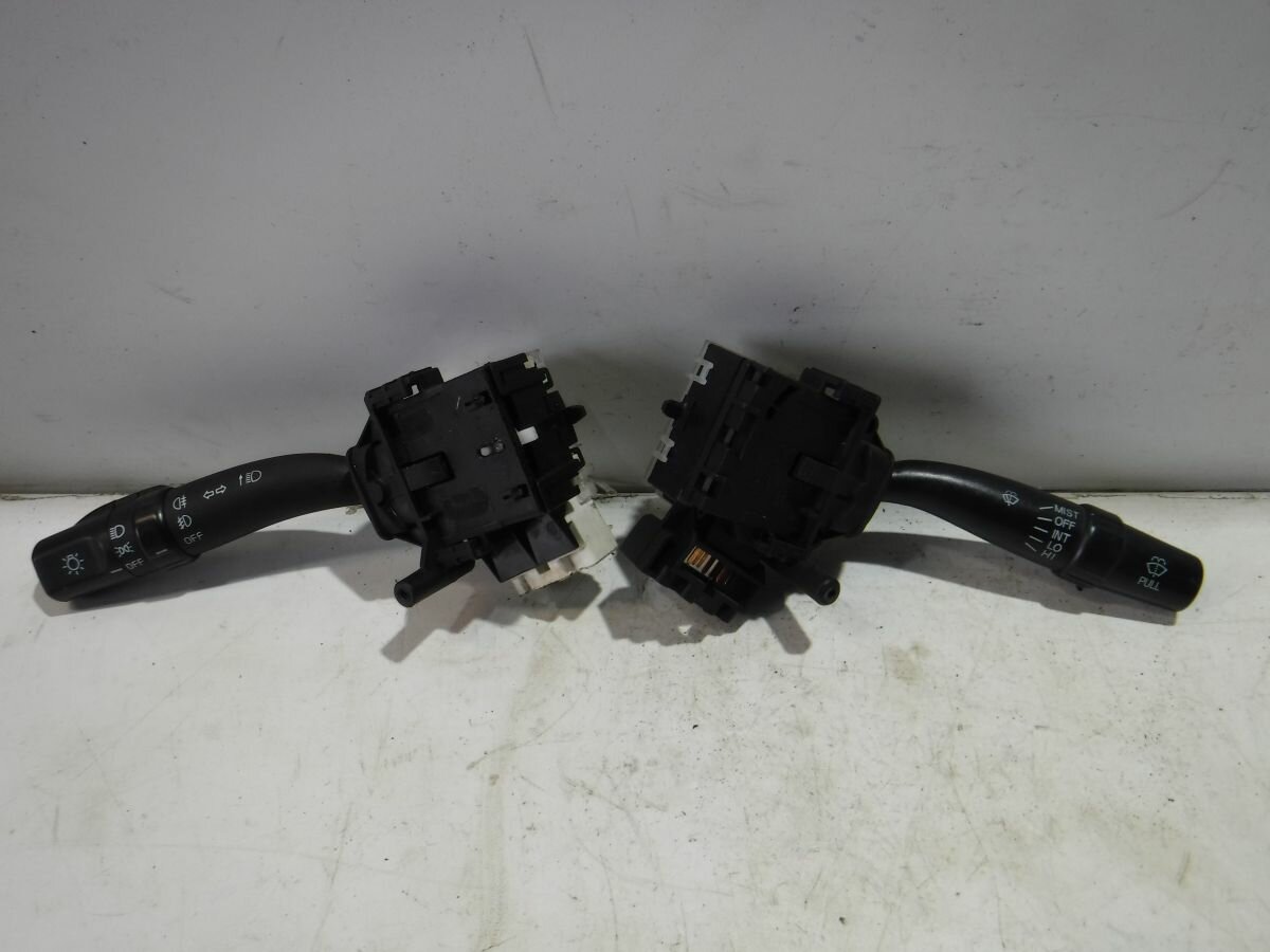 Переключатель подрулевой Geely MK I (2006—2013) 1017014915