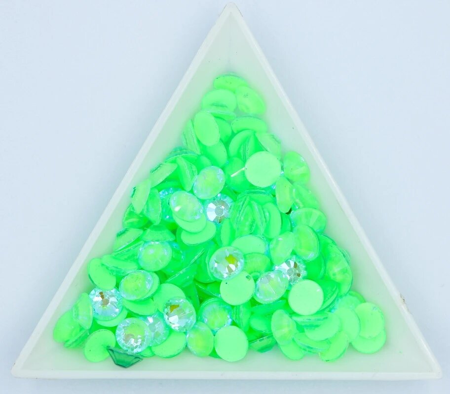 Стразы Nailsworld Aurora Green Shine SS6-SS30 Изумрудный, ss6-ss30 1580pcs, Peridot AB