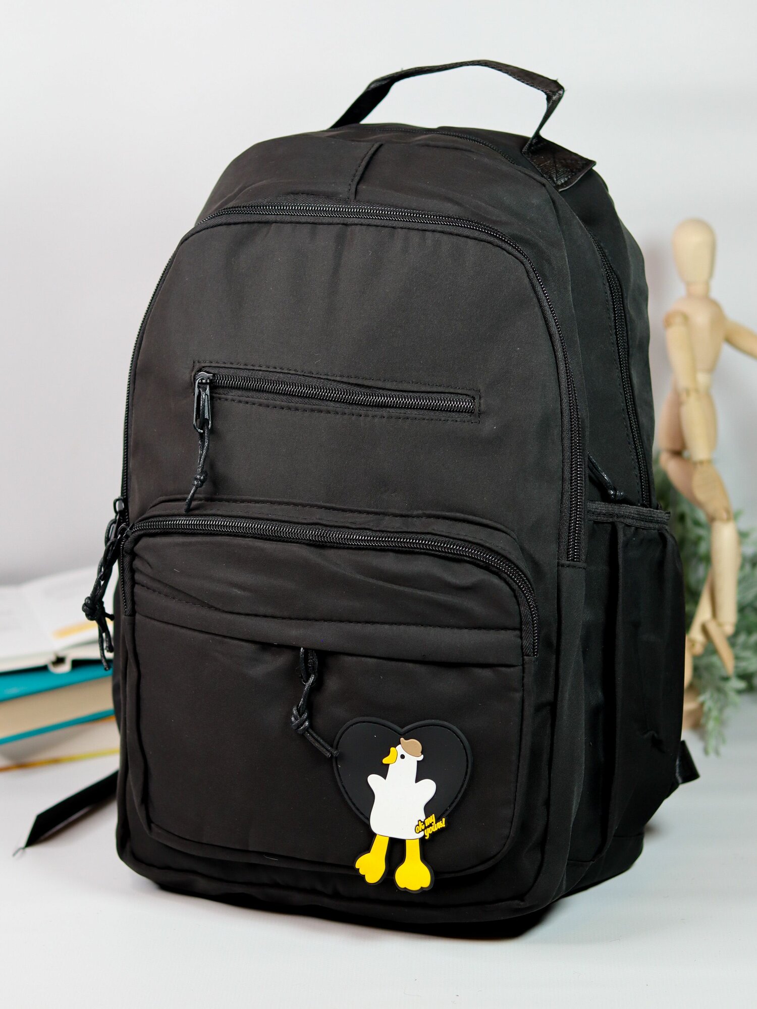 Рюкзак "Прикольная утка", молодёжный, чёрный, унисекс, 40х30 см