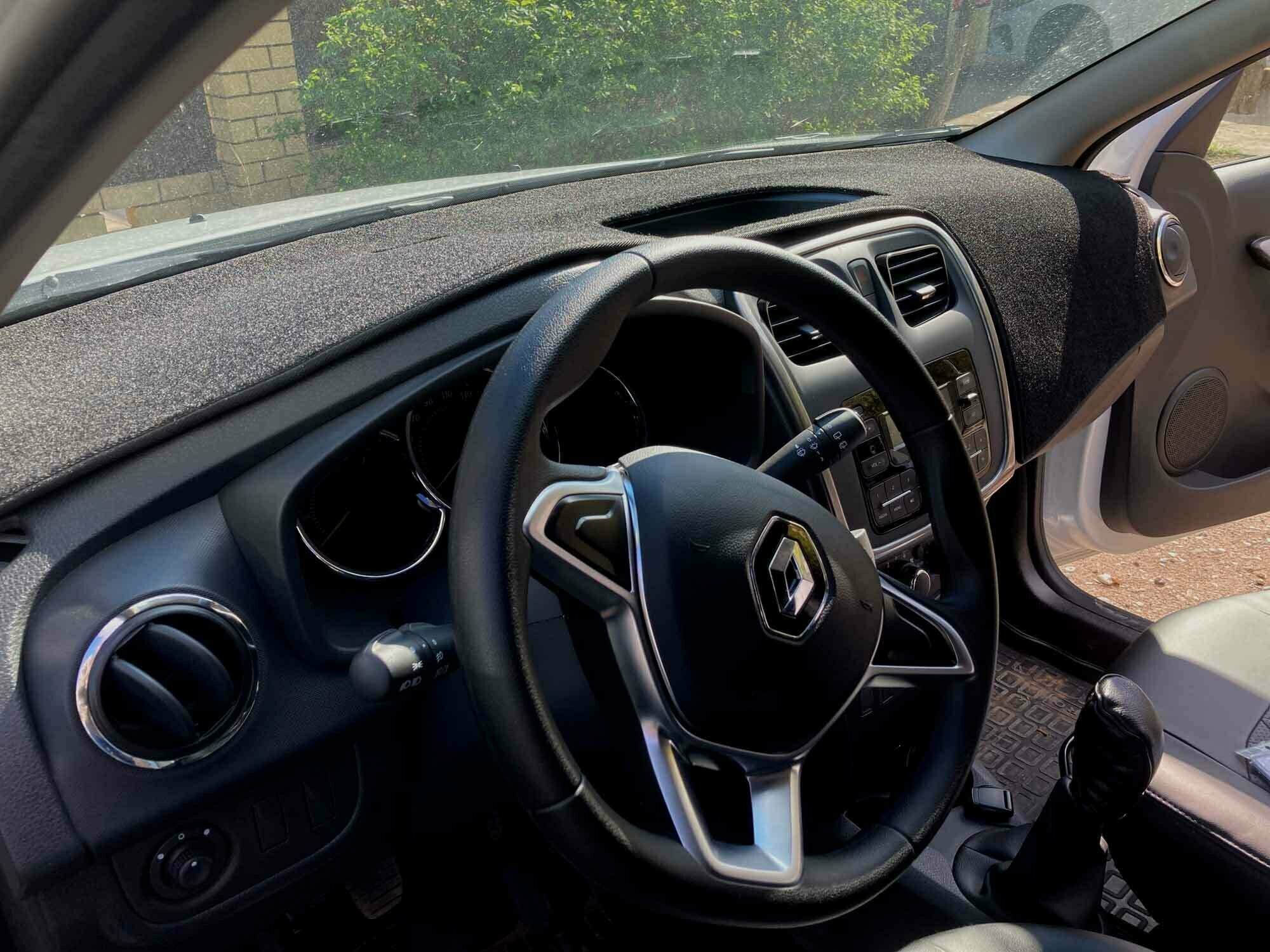 Накидка на приборную панель