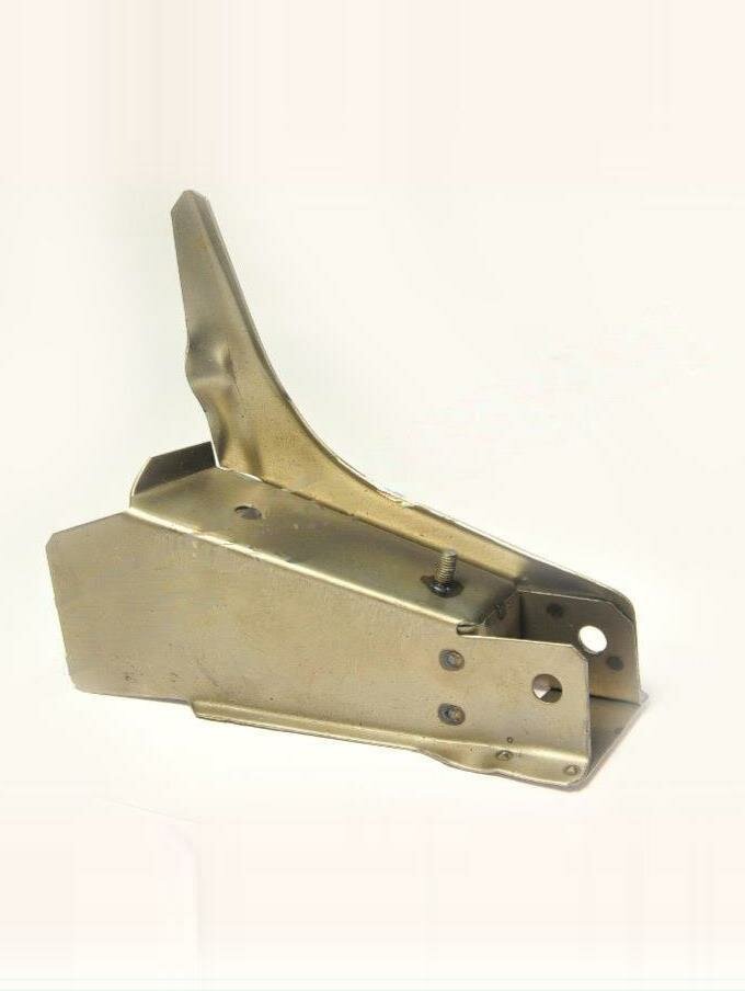 Кузов Кронштейн реактивной тяги ВАЗ 2107, 2105, 2104, 2106, домик, 2101-5101202