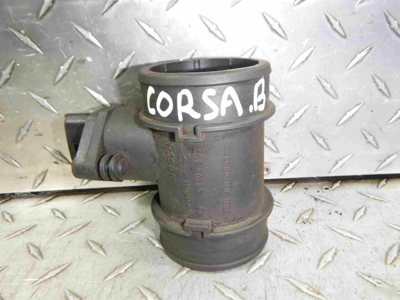 Расходомер воздуха (массметр) Opel Corsa B (1993—2000) 836584