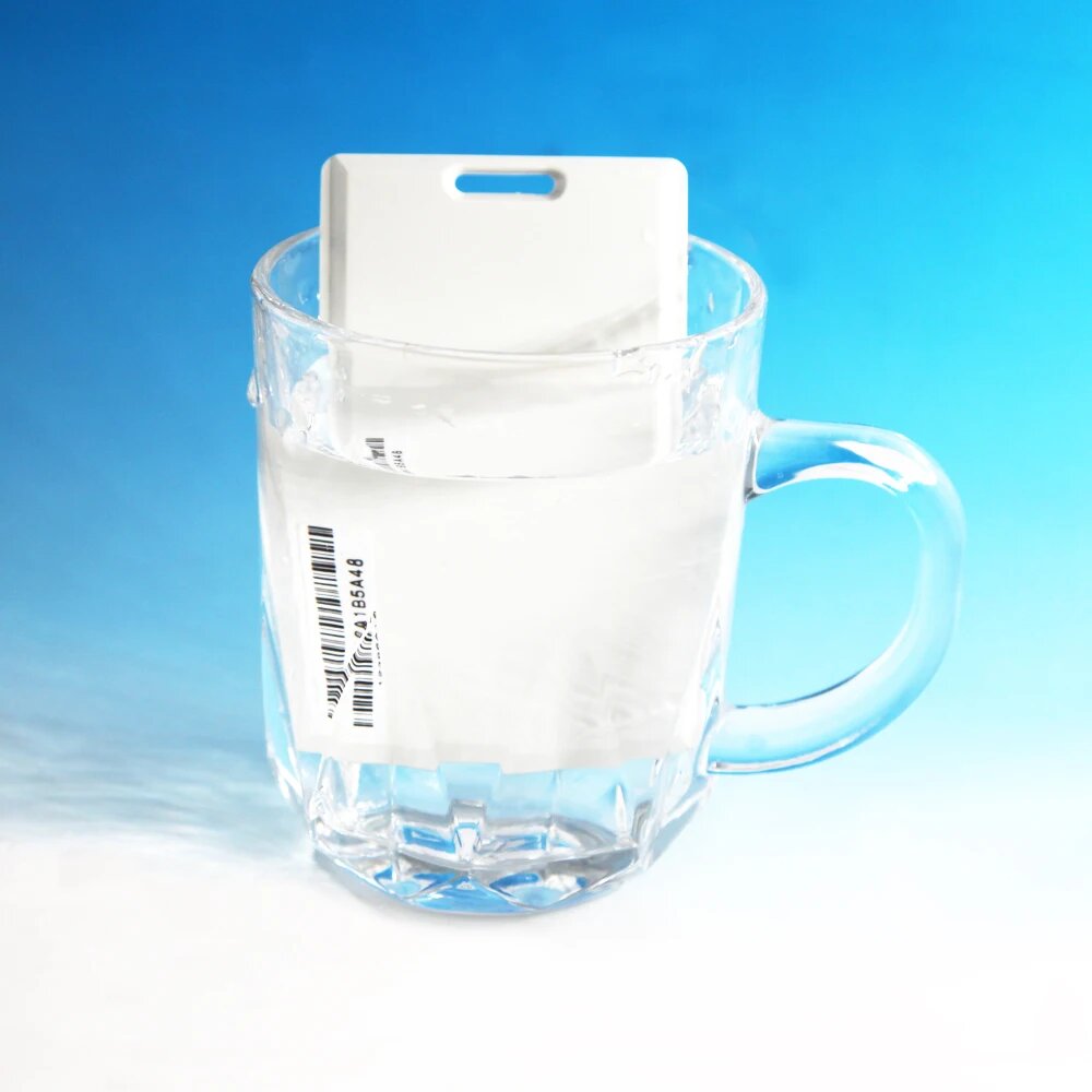 Карточный маячок с кнопкой iBeacon & Eddystone tech для отслеживания людей