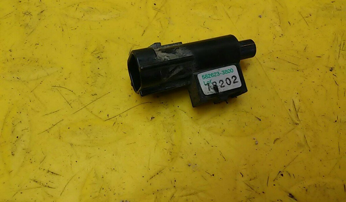 Датчик температуры воздуха Forester (S11) Subaru 5826233800