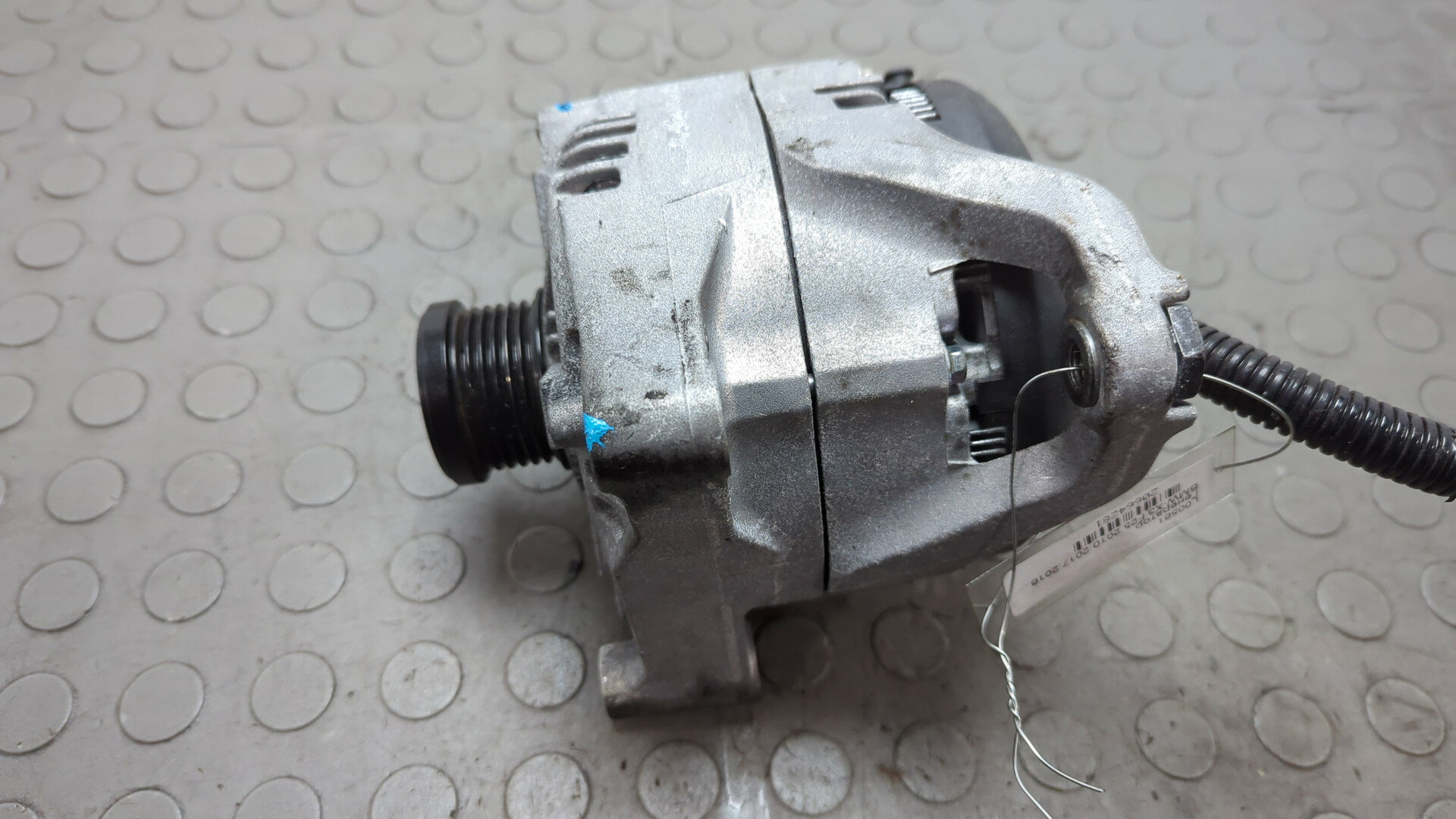 Генератор BMW X3 F25 Б/У