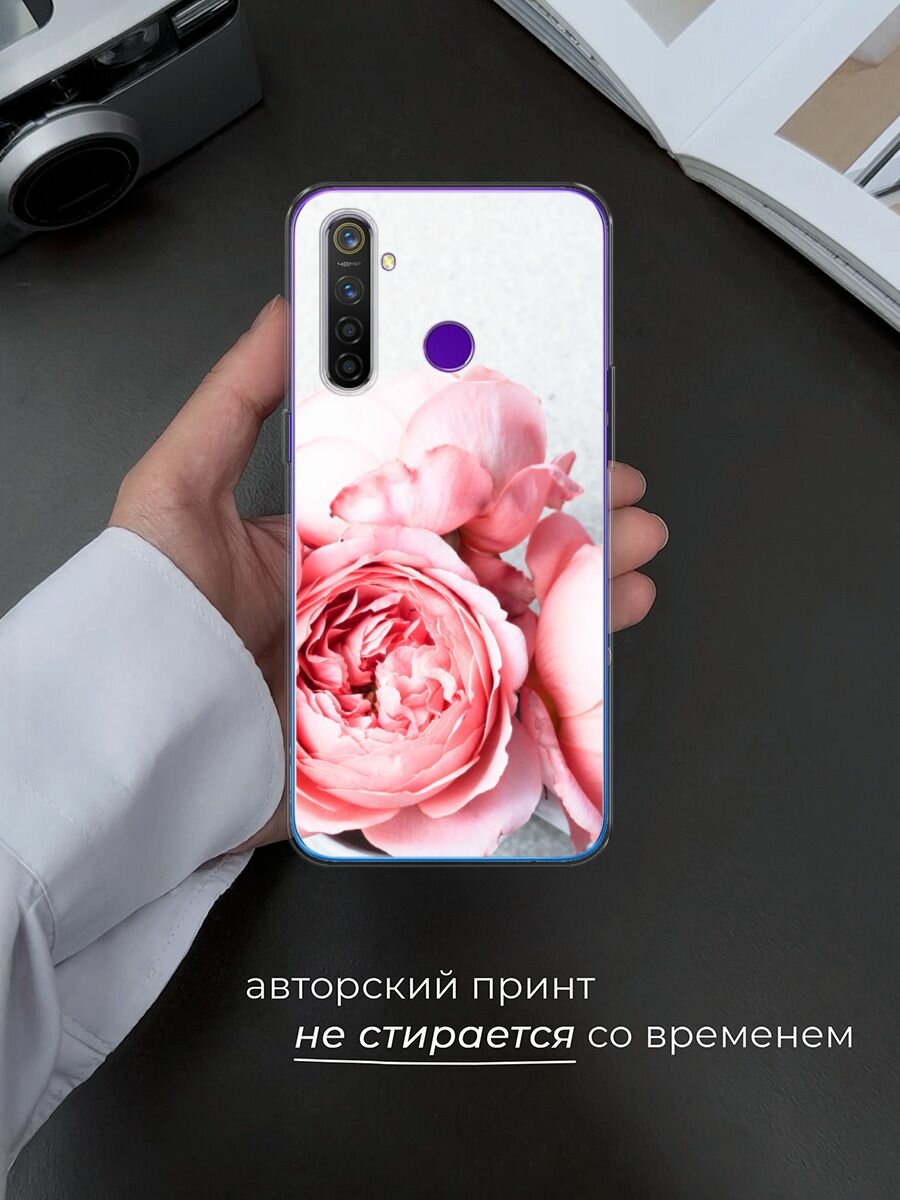 Чехол на Realme 5 Pro / Реалми 5 Про с принтом "Пионы на белом" — фото 1