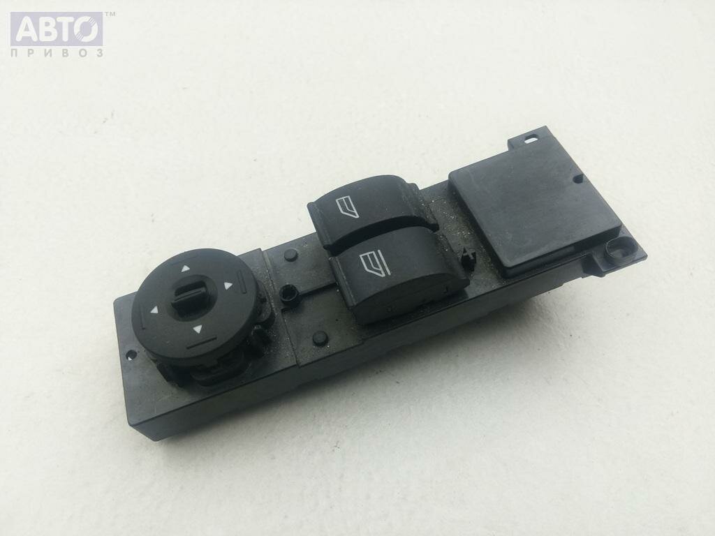 Блок кнопок управления стеклоподъемниками Ford Focus 2 (2004-2010)
