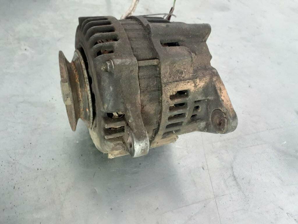 Генератор Suzuki Swift 2 рест. 1999