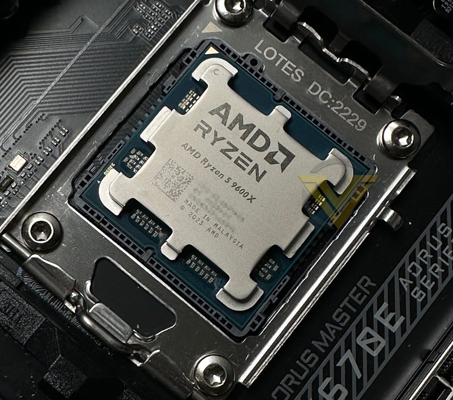 Процессор AMD Ryzen 5 9600X OEM (100-000001405)