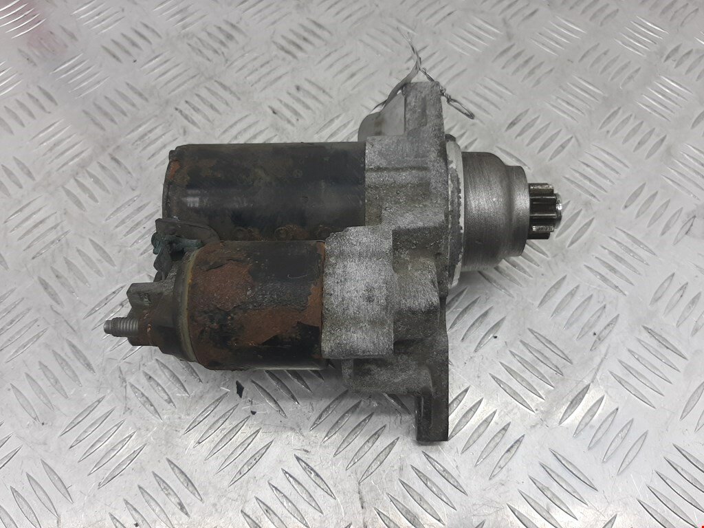 Стартер Volkswagen Polo 4 02T911023GX арт. 1746562