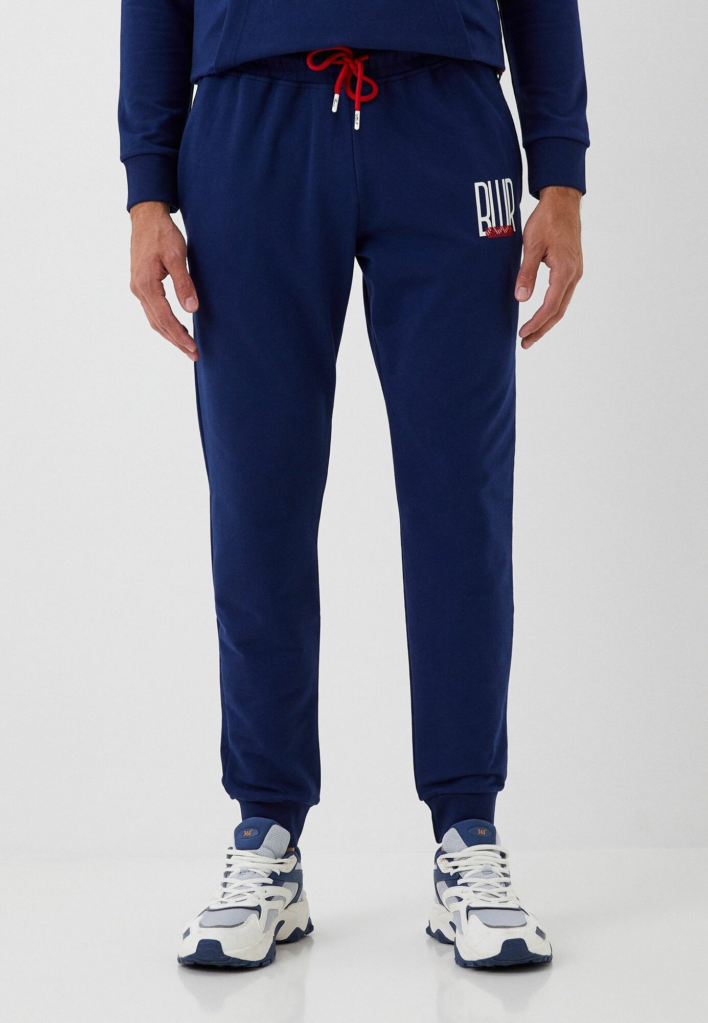 Брюки спортивные