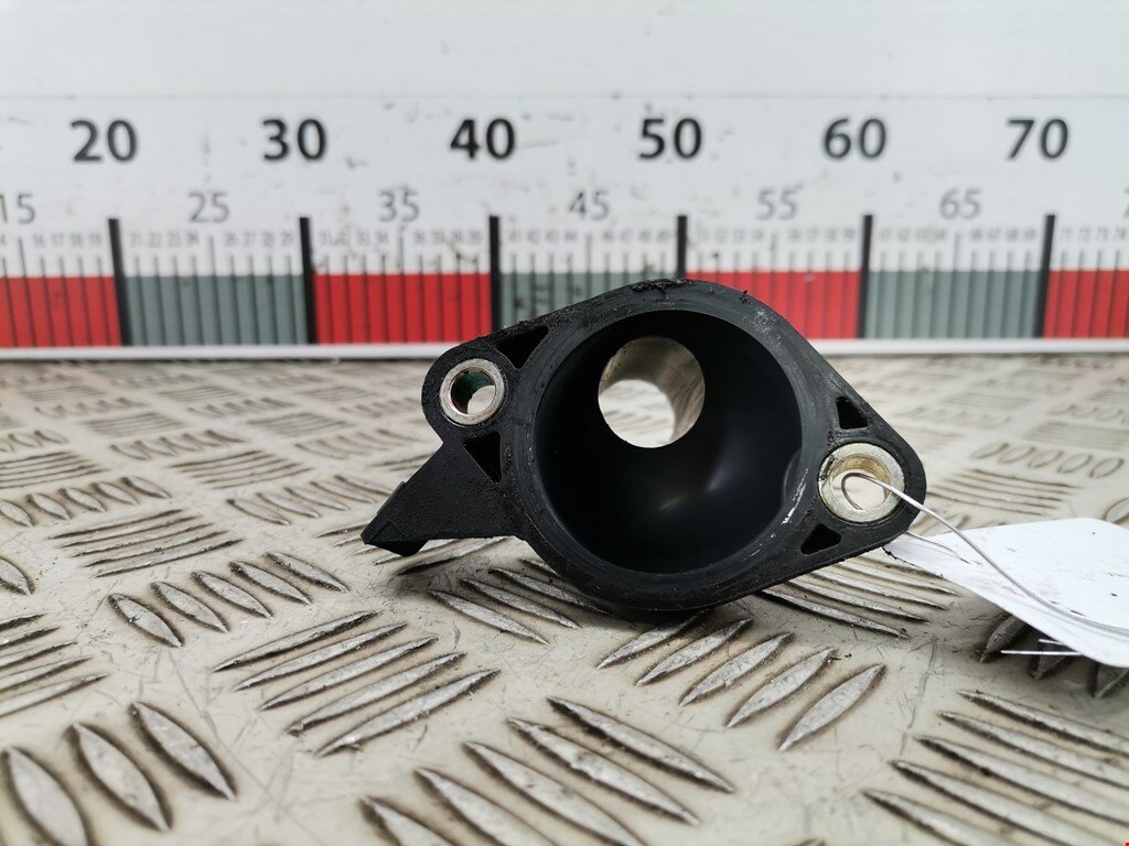 Корпус термостата Mazda 3 BK ZJ0115172 арт. 2199742