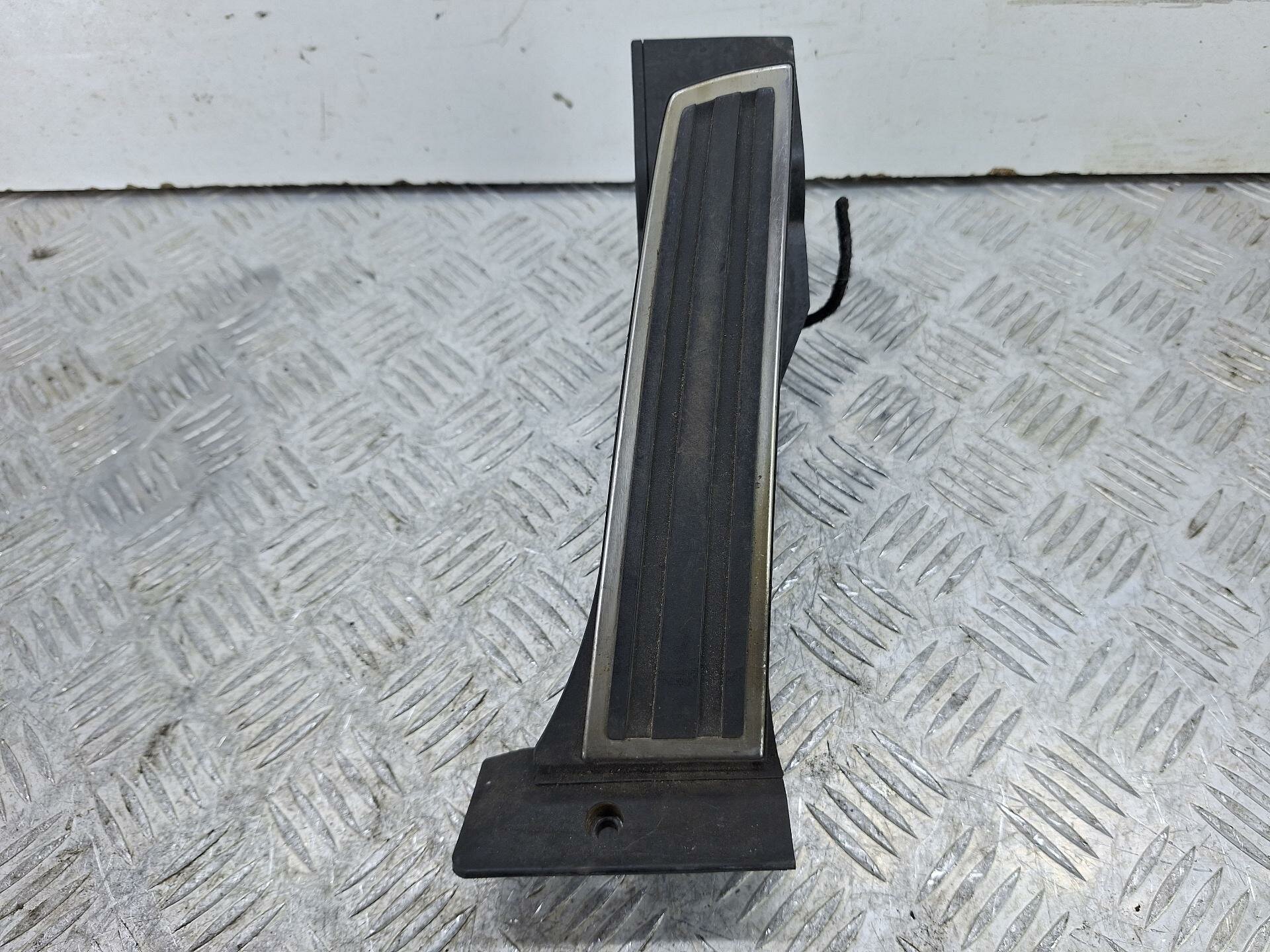 Педаль газа BMW X6 E71 (2007 - 2012)