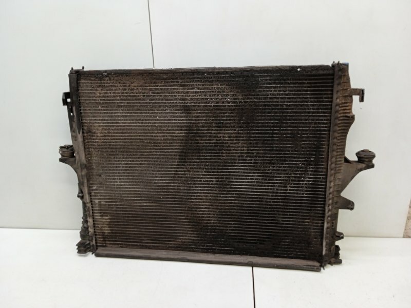 Б/У 4.9 TDI, Фольксваген Туарег, Audi Q7 [4L] 2005-2015 Porsche Cayenne 2003-2010 Радиатор основной Volkswagen Touareg 2003 ...