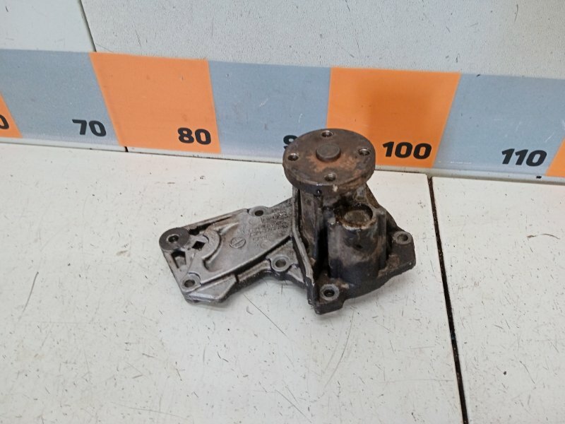 Б/У насос водяной, Форд Фокус 2 Помпа Ford Focus 2007 2, CB4, DA3 229623 FORD арт. 7S7G8501A2A