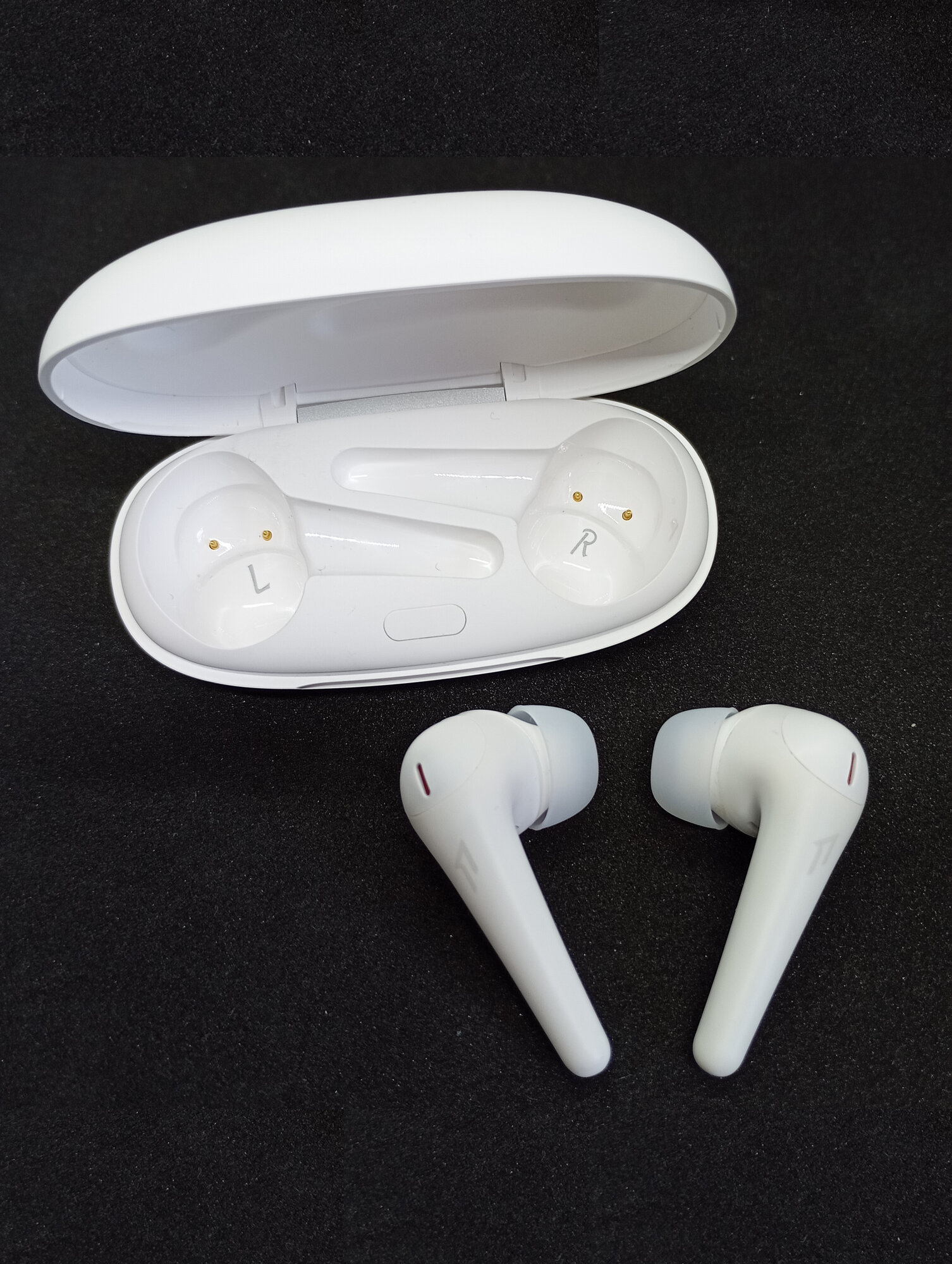 Беспроводные наушники 1MORE ComfoBuds Pro ES901, белые