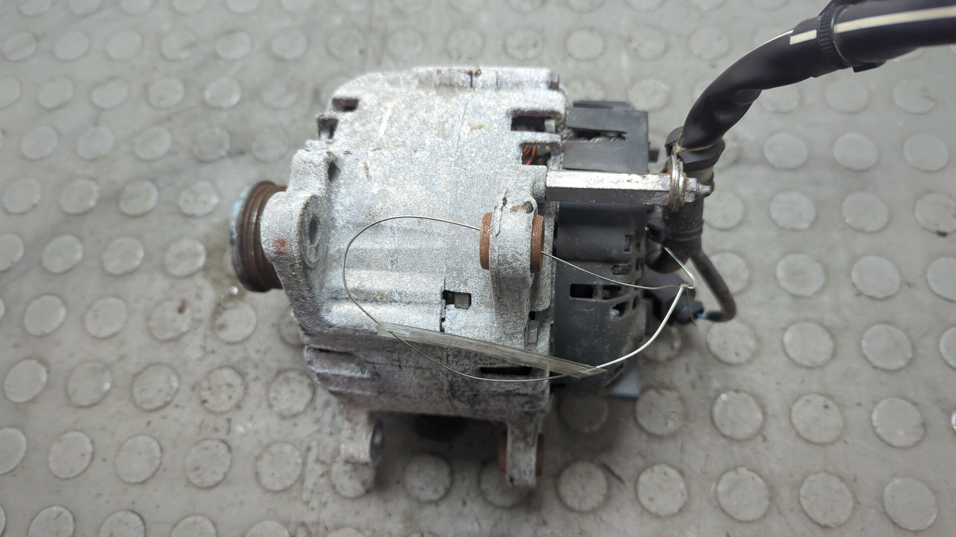 Генератор Audi A3 (8V) Б/У