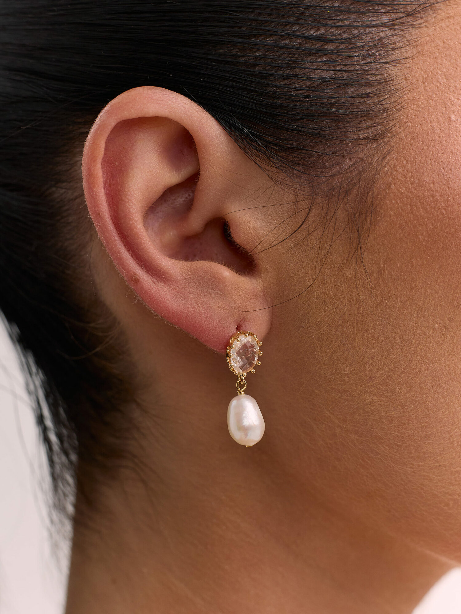 Серьги пусеты, жемчуг пресноводный