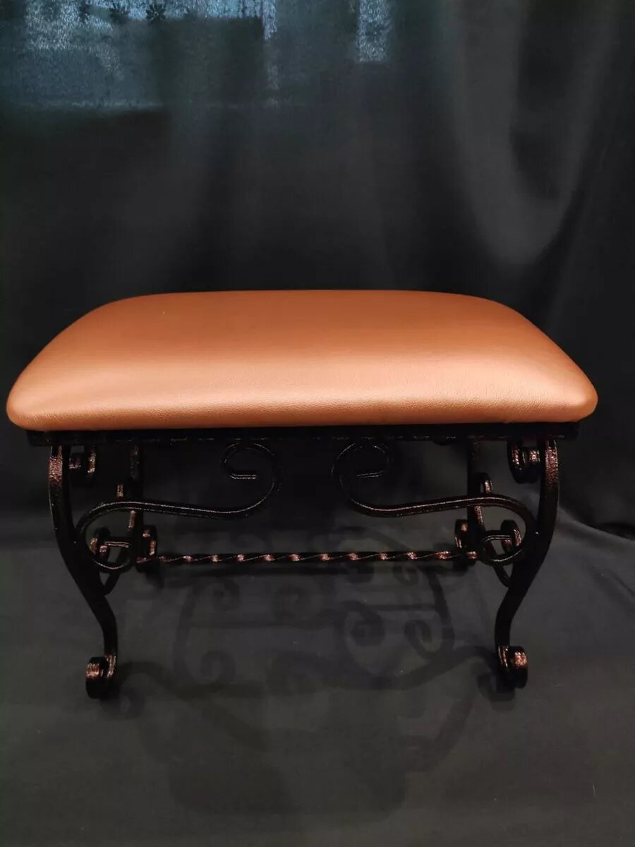 Кованый пуфик N2