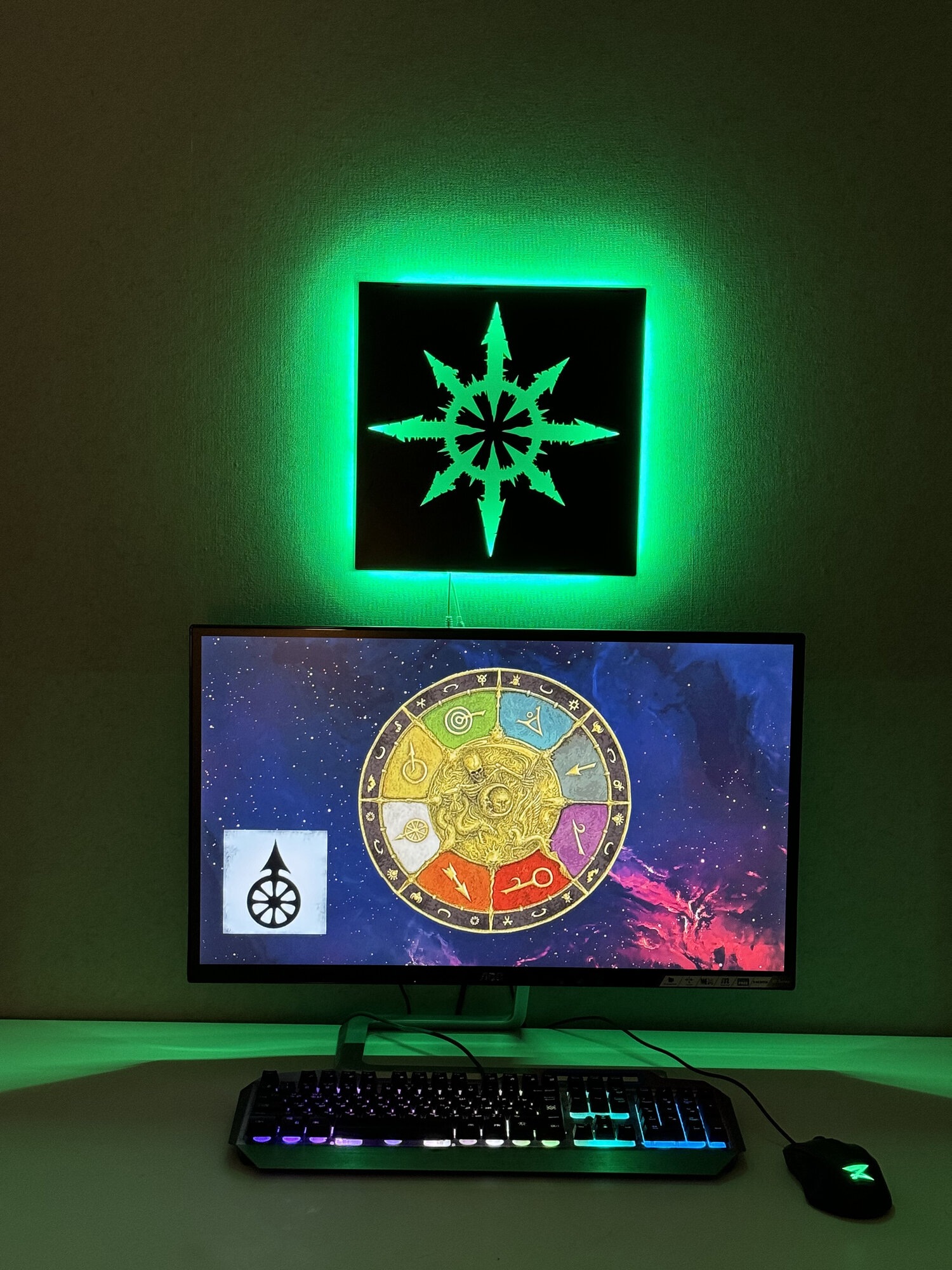 Светильник SolovevStore "Звезда Хаоса", настенный, LED, зеленый свет, 30 см