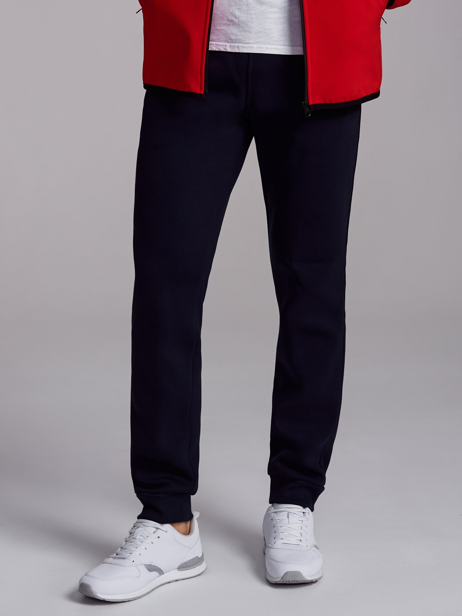 Брюки спортивные