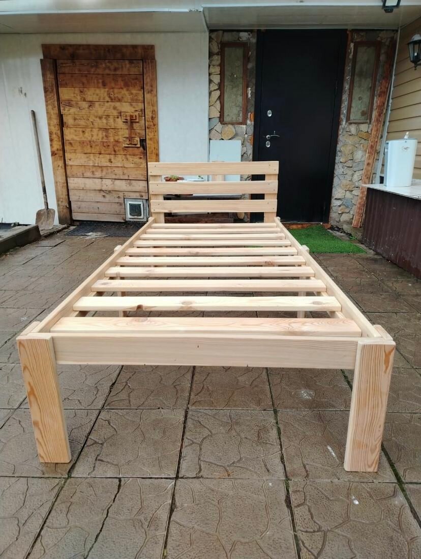 Кровать из массива дерева ЭКО 120х200 см