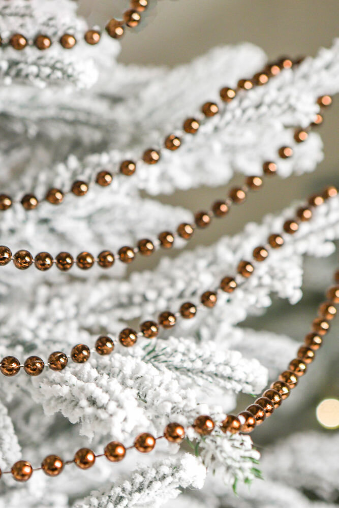 Декоративные бусы для ёлки ёлочный бисер, пластик, шоколадный, 8 мм, 10 м, Kaemingk 000746