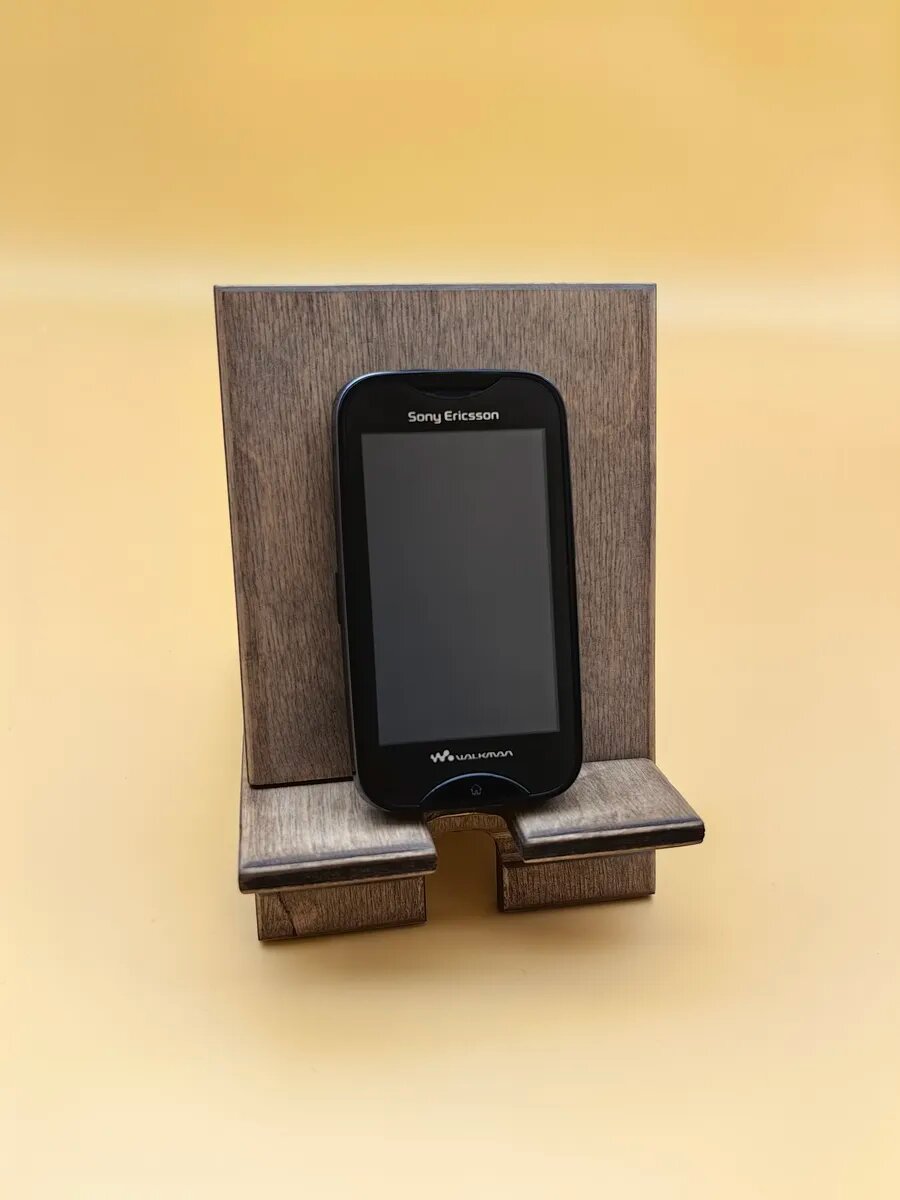 Мобильный телефон Sony Ericsson Mix Walkman (WT13i)