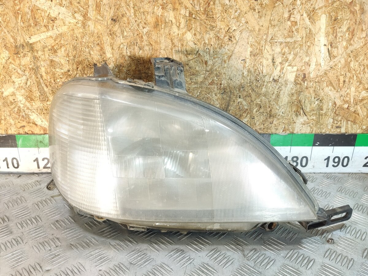 Фара правая MERCEDES ML w163 1638203861