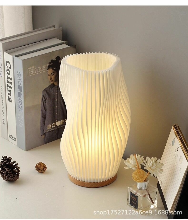 Светильник "Скандинавский минимализм", Элегантный ночник для рабочего стола, Ночник в стиле модерн, Светильник с кремовым оттенком