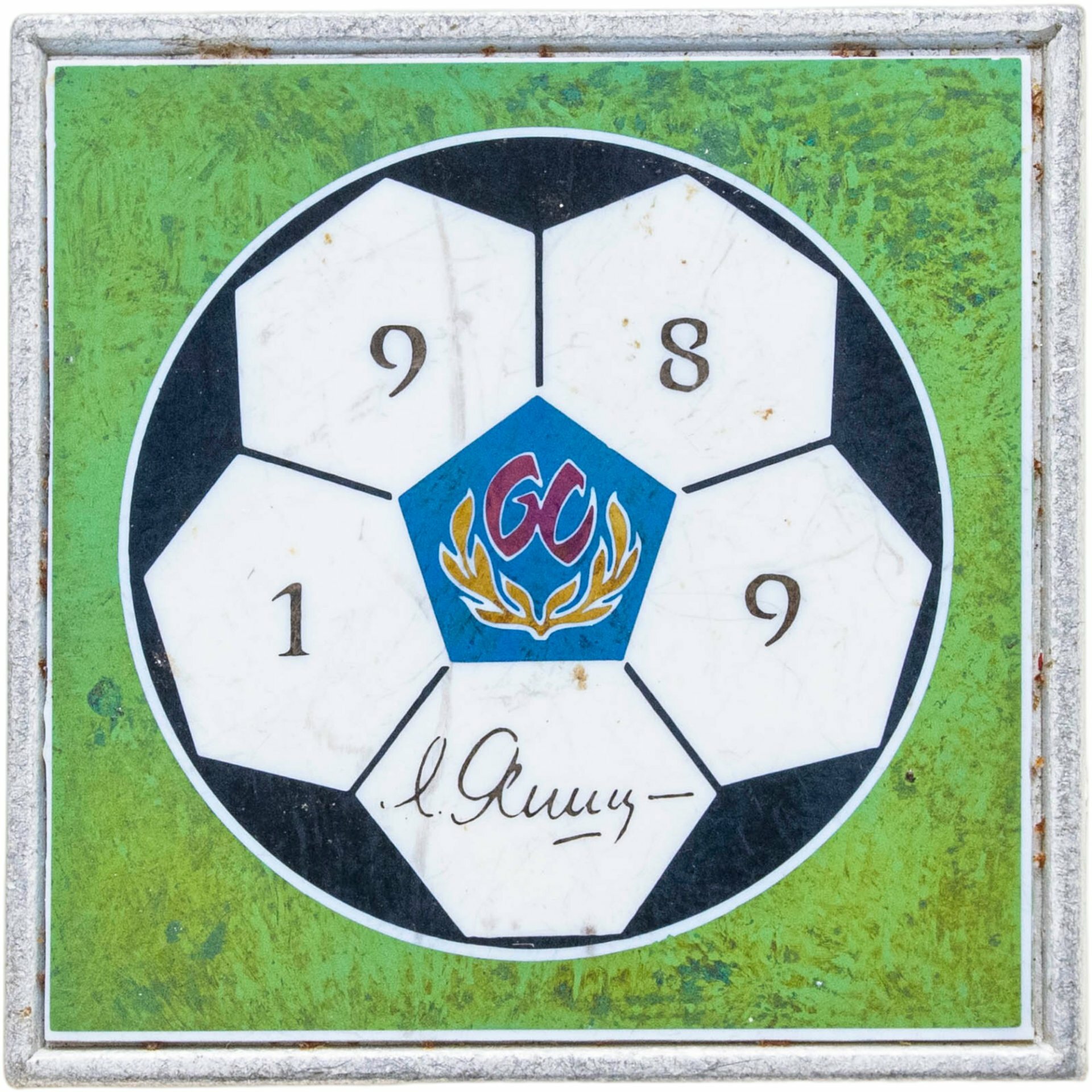 Значок Сборная мира - Динамо Москва матч в честь 60-летие Льва Ивановича Яшина 1989 Футбол СССР Разновидность случайная