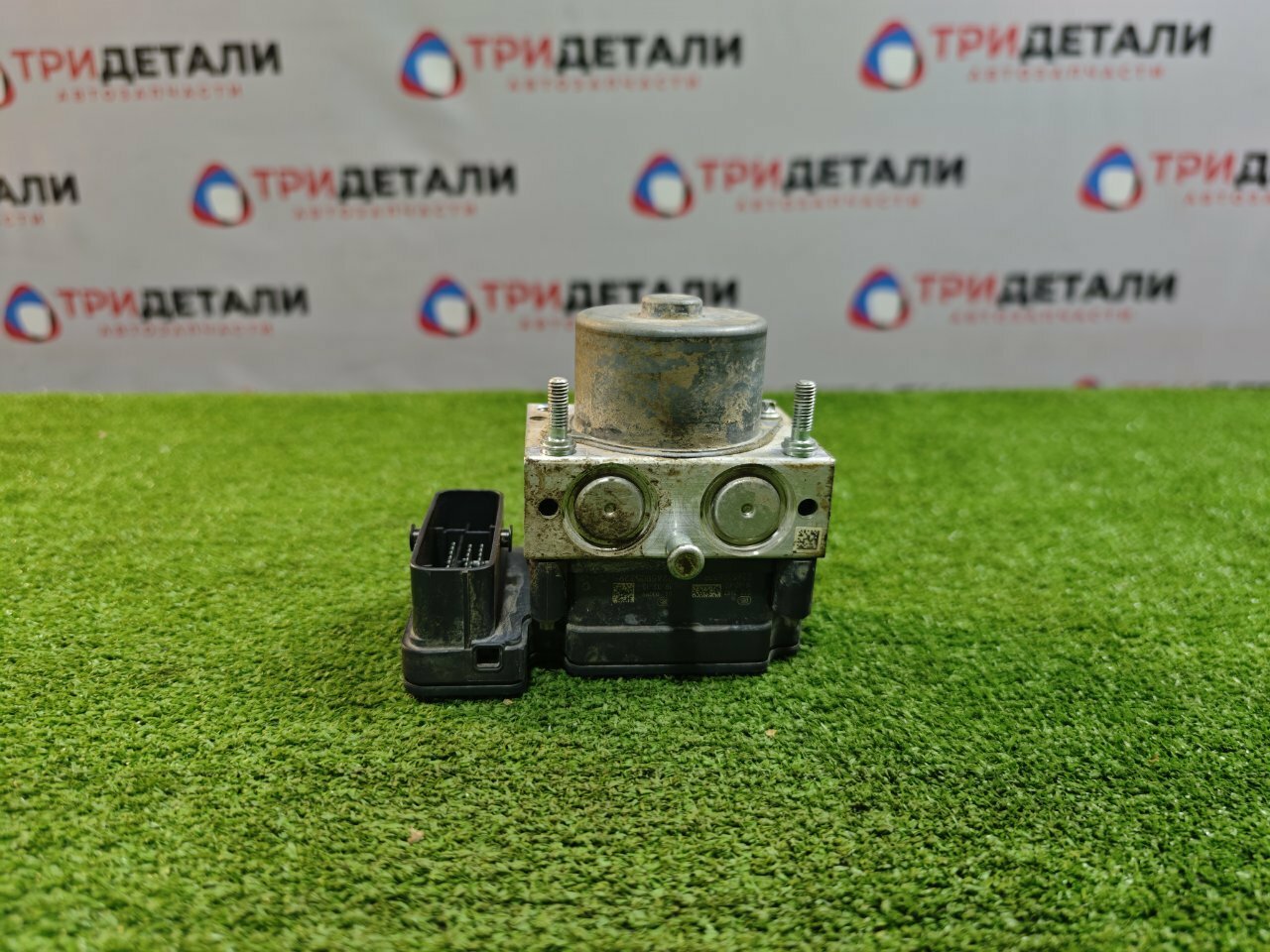 Блок ABS Renault Duster 1.5 K9KR858 2018 (б/у)