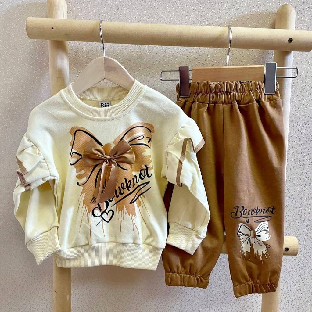 Комплект одежды