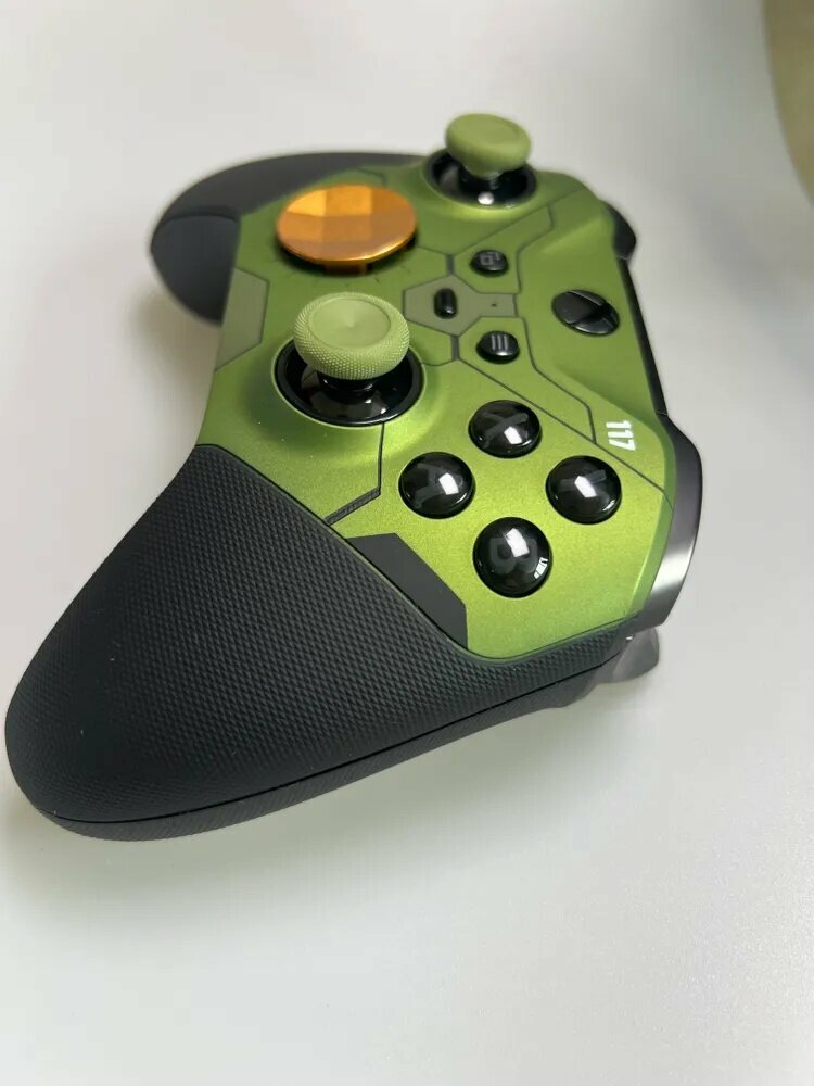 Компьютеры Microsoft Xbox Wireless Controller Elite Series 2 — фото 1