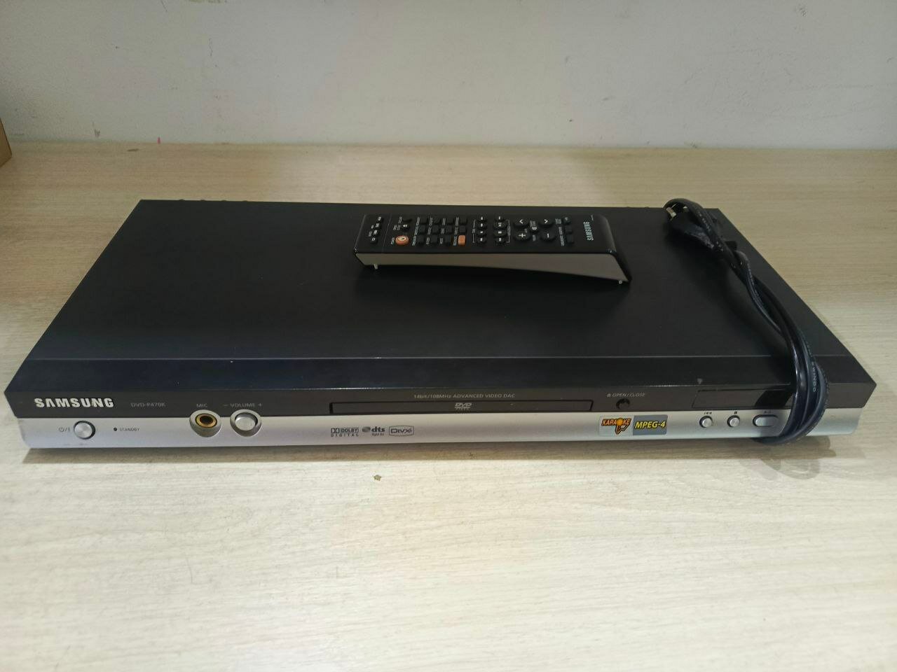 DVD плеер Samsung DVD-P470K