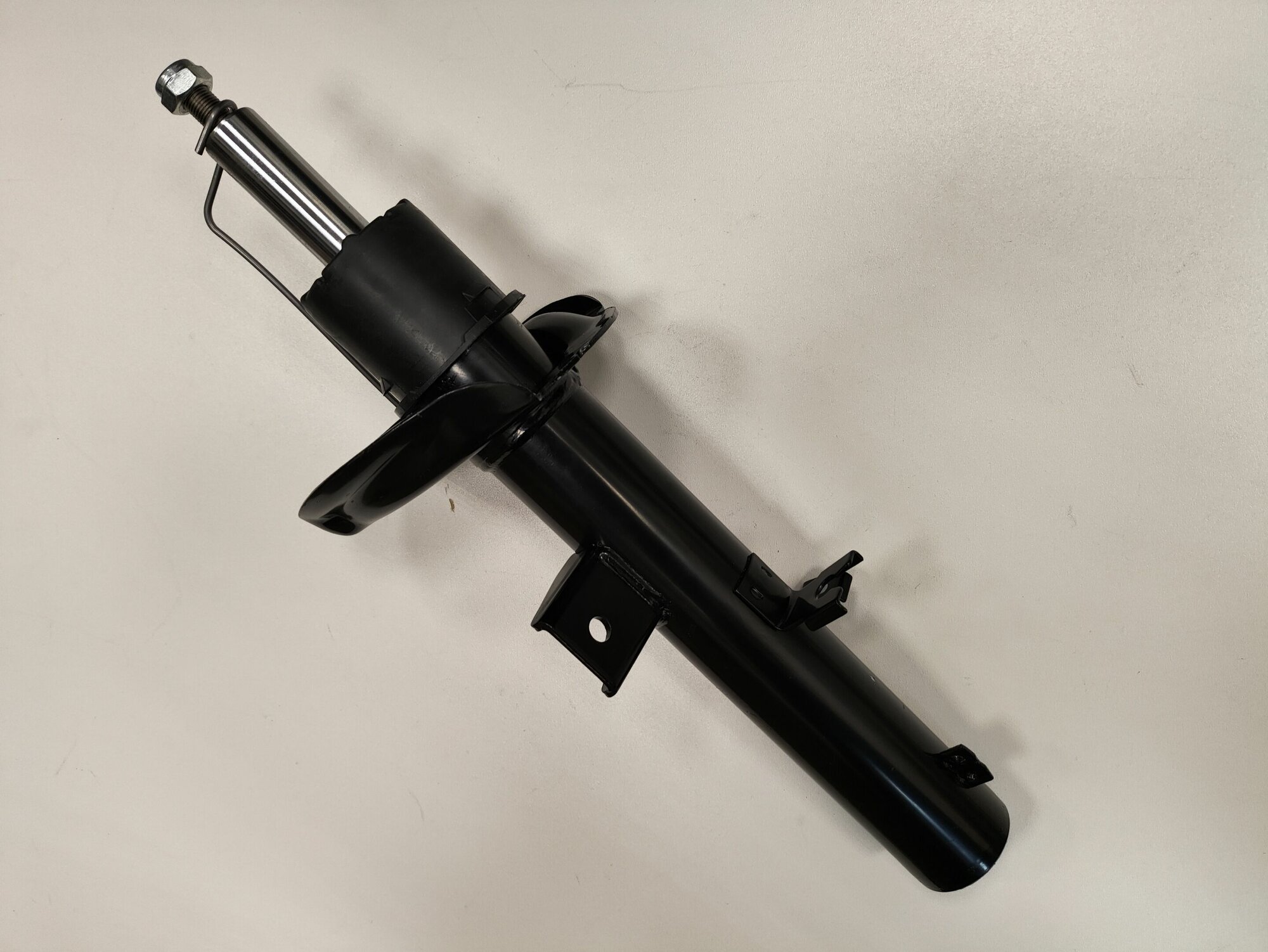 Амортизатор передний левый Geely Monjaro [2.0 16V 8AT внедорожник 4X4 Turbo] 4013088800