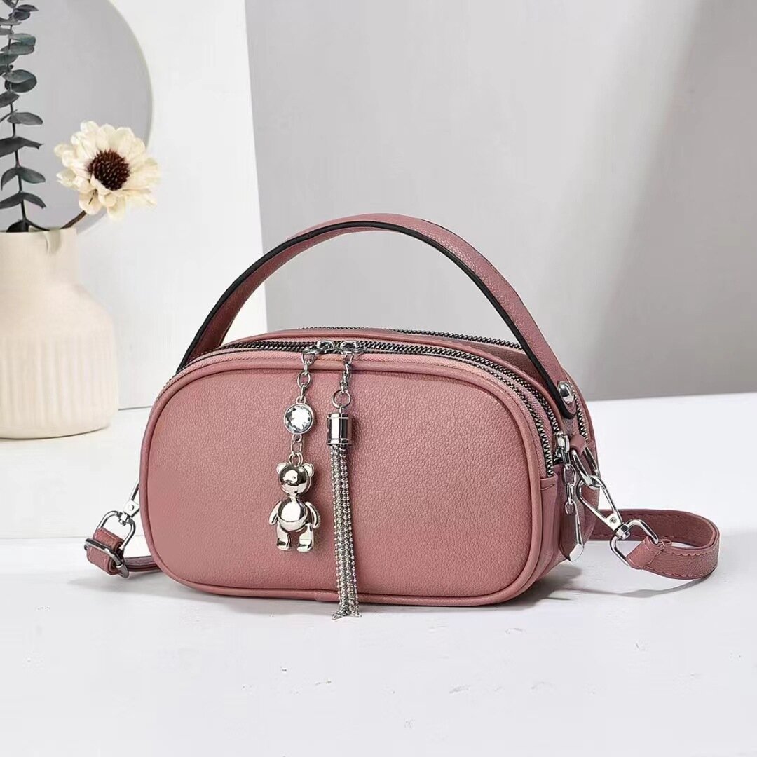 Женская сумка для международного рынка, новая модель 2024 года, простая сумка через плечо, большая вместимость, многослойная сумка из мягкой кожи, маленькая квадратная сумка.