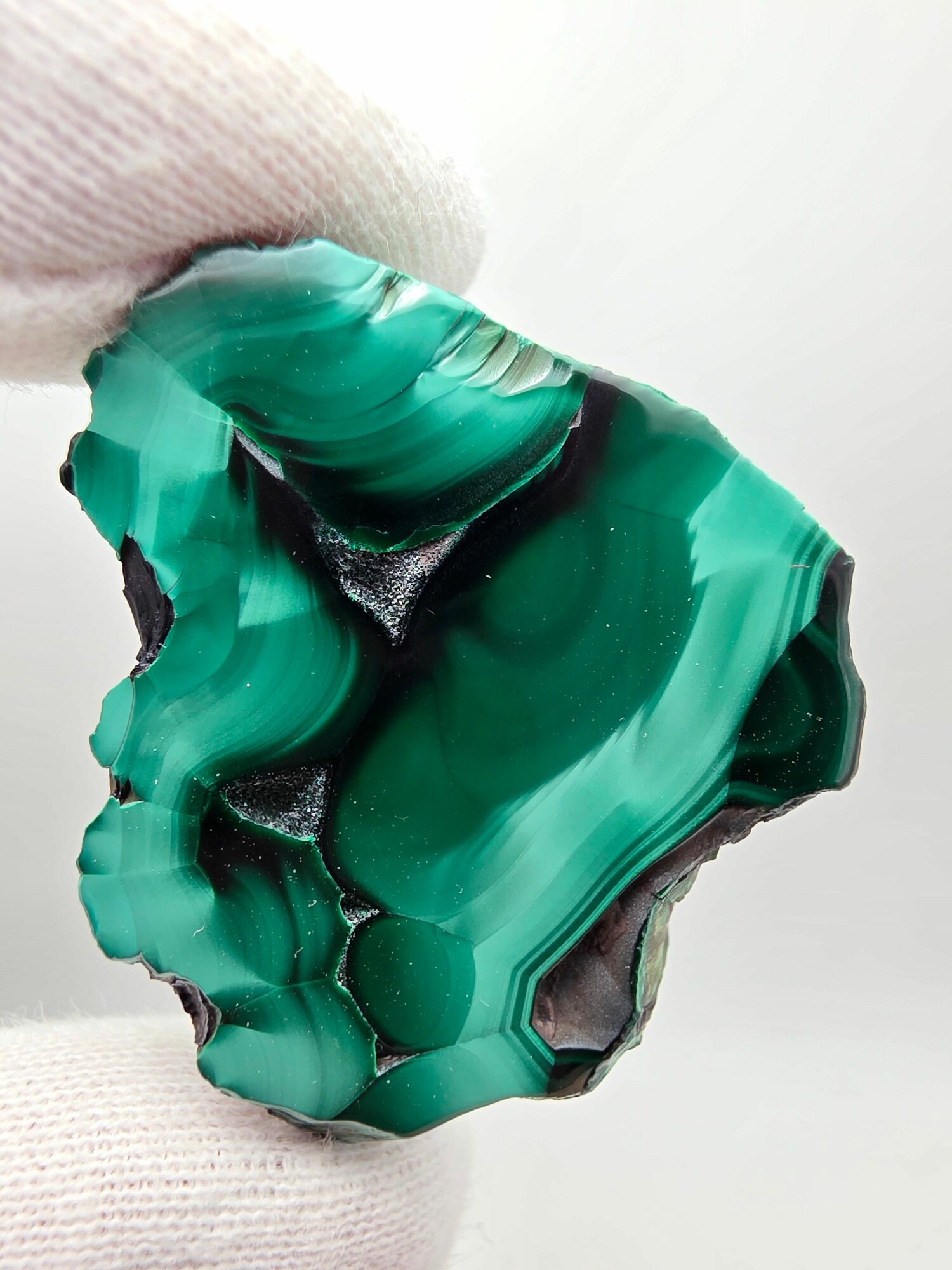 Малахит (полированный) 33 мм, 15 г.