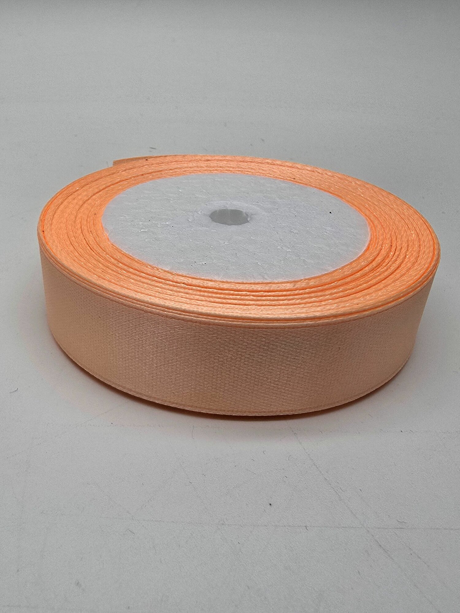 Лента атласная, персиковый, 20 мм/25 ярдов, для шитья, упаковки подарков и декора