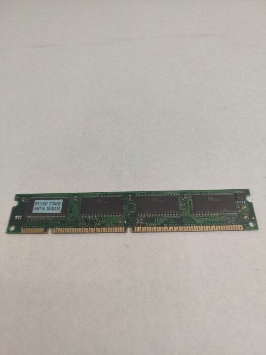 Оперативная память SDRAM Micron чипы TBS6416B4E-7