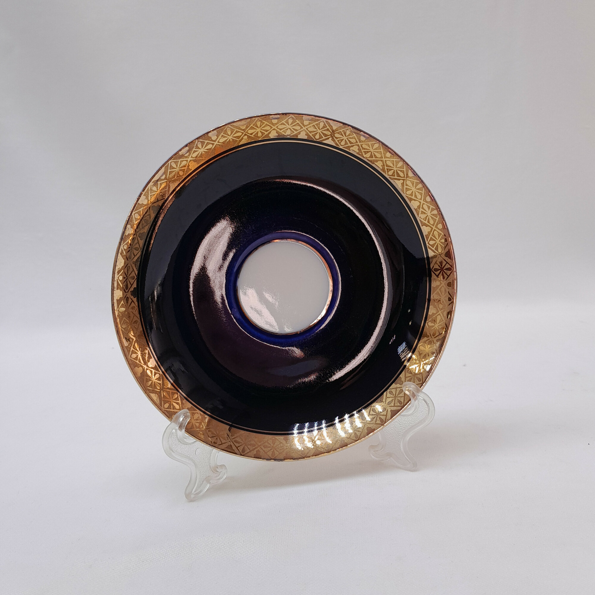 Винтажное чайное кофейное блюдце ЛФЗ, фарфор 145 мм, СССР