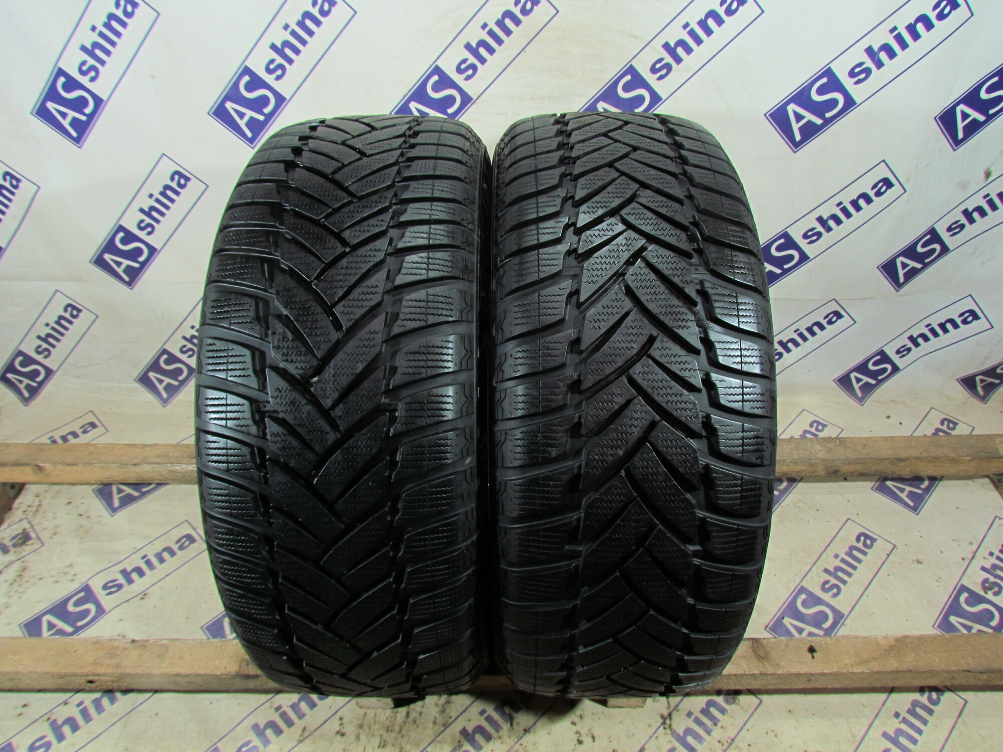 Комплект (2 шт) Dunlop SP Winter Sport M3 225 55 R16 зимние БУ шины износ до 5% , артикул 0009482