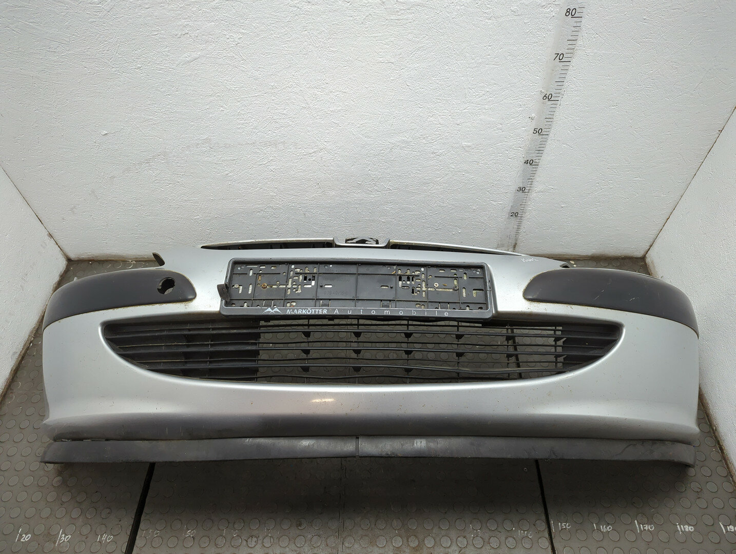 Бампер передний Peugeot 307 Б/У