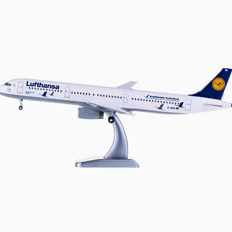 Пластиковая модель самолета HYINUO Lufthansa A321 1:200