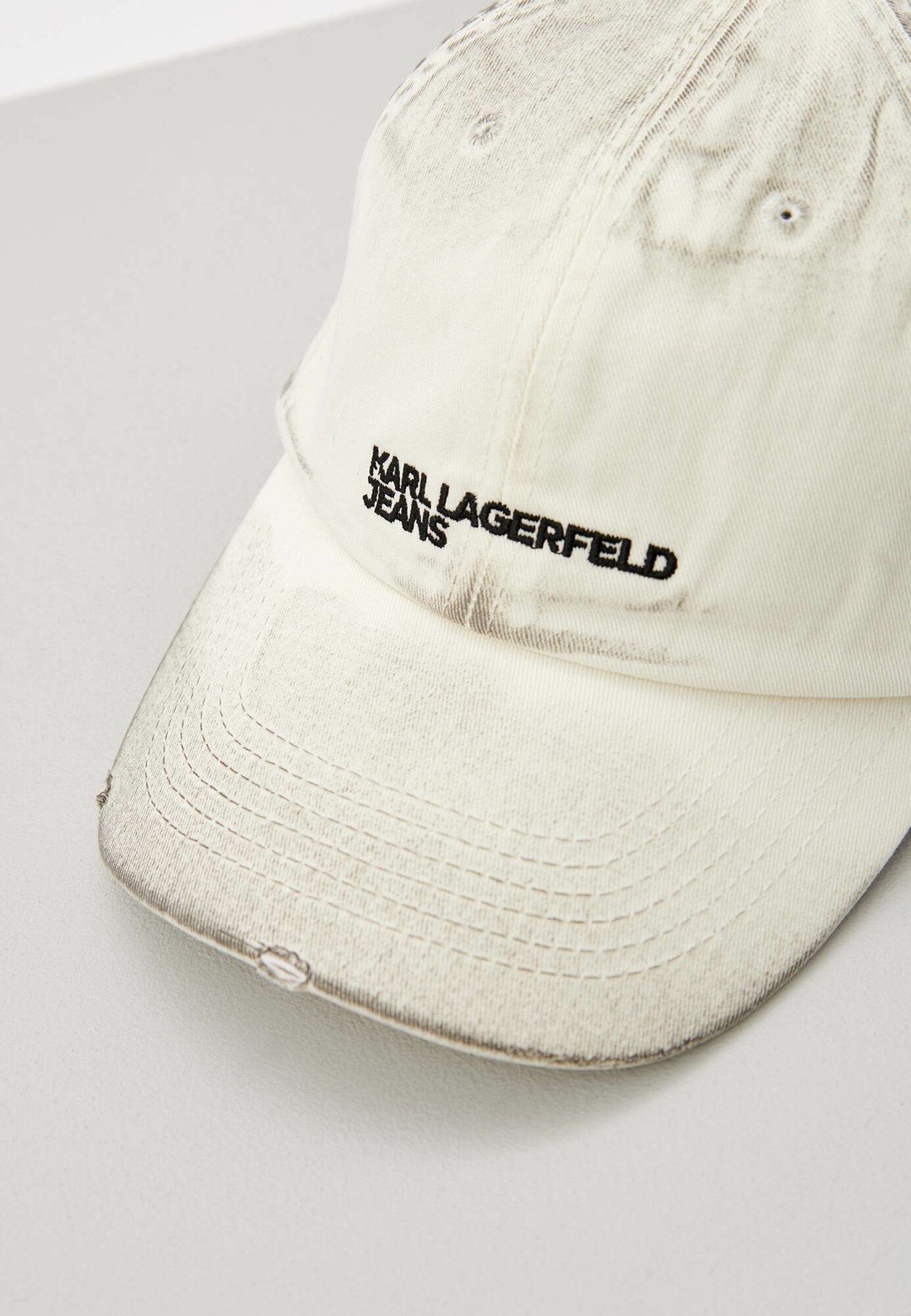 Бейсболка KARL LAGERFELD JEANS для женщин, размер 56-60, бежевый — фото 1