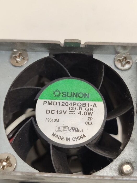 Вентиляторы 2 штуки в металлическом корпусе 40x40x48 DC 12V 0.49A Sunon PMD1204PQB1-A 11000об/мин