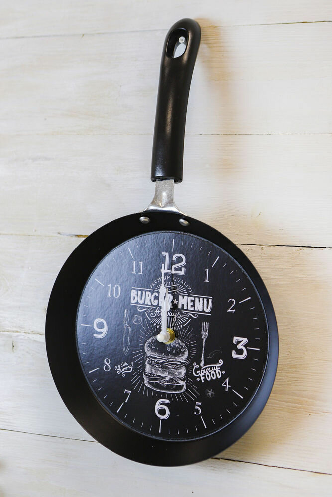 Кухонные настенные часы время обедать, чёрные, 39х21 см, Koopman International HZ1911060-3