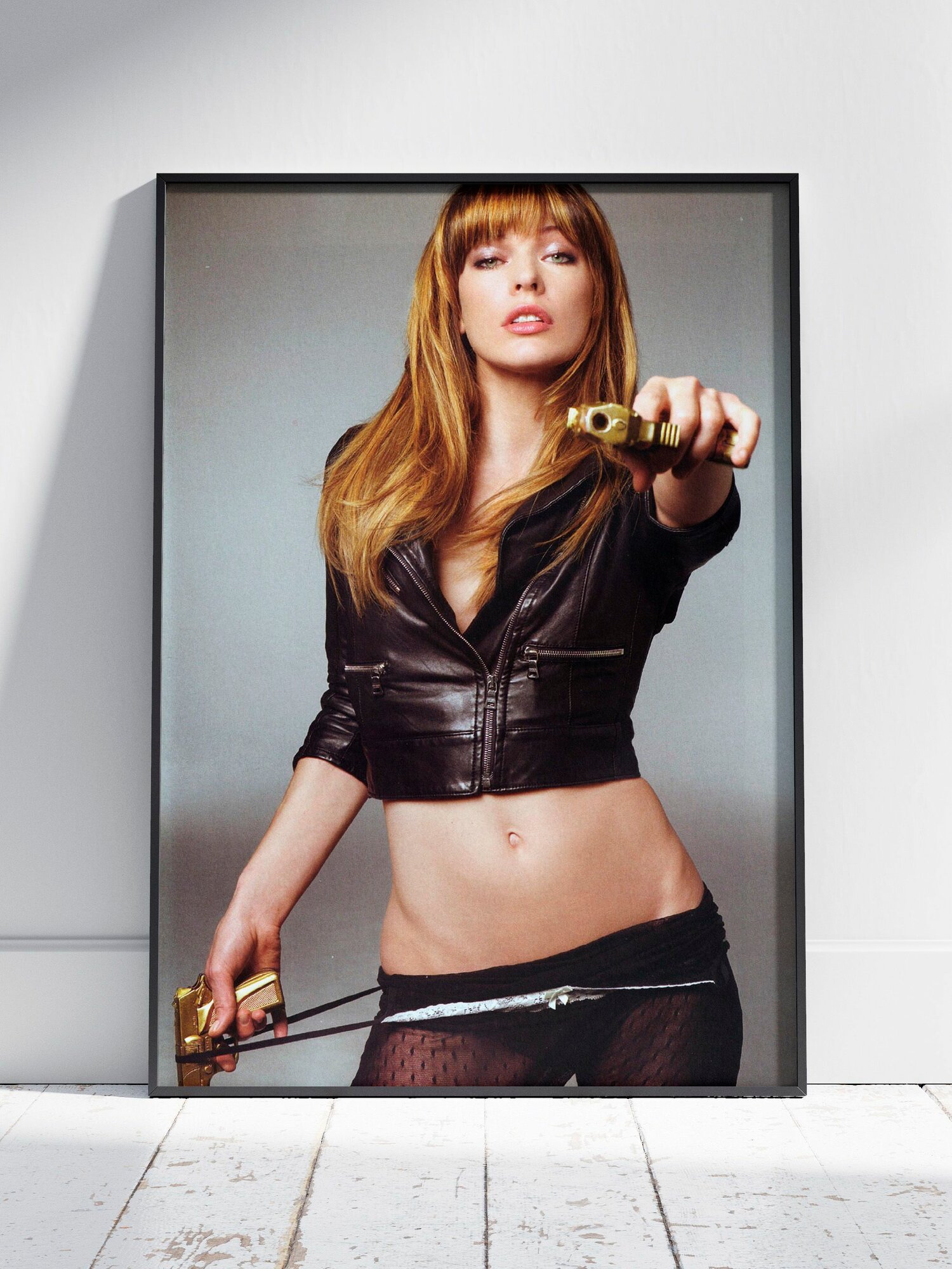 Плакат на стену для интерьера Мила Йовович (Milla Jovovich 4) - Постер по актеру фильма, кино, сериала формата A4 (21x30 см)